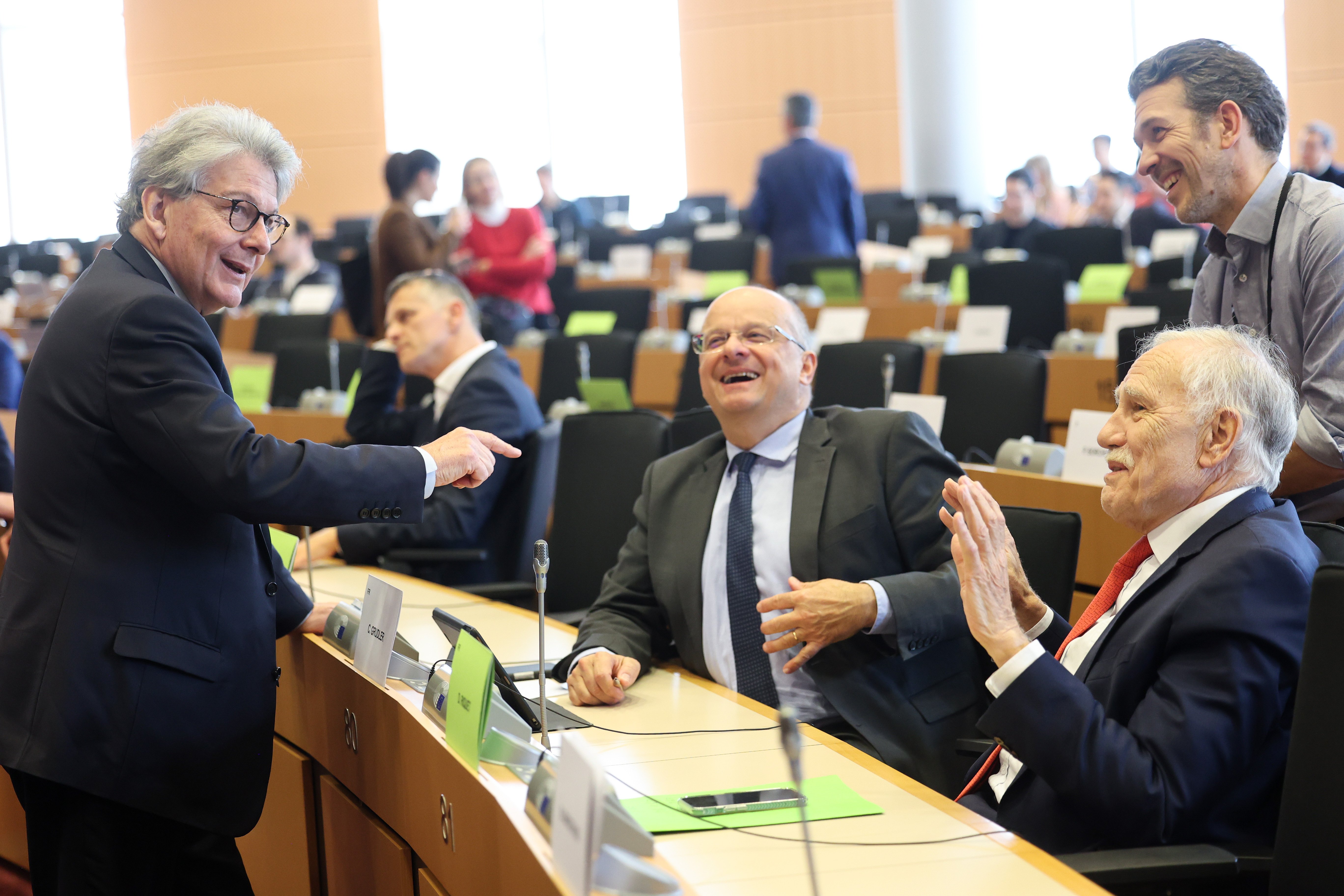 French MEPs in the European Parliament: To Itre or not to Itre? | Contexte